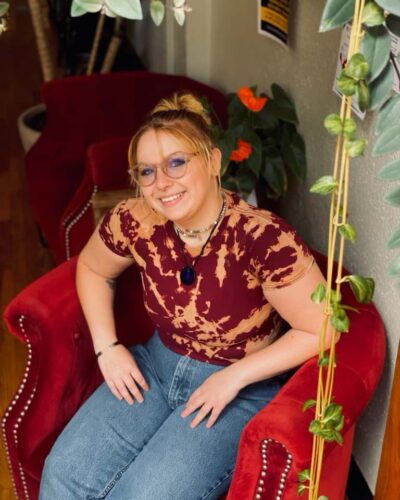 About our Staff – The Hawthorn Tree